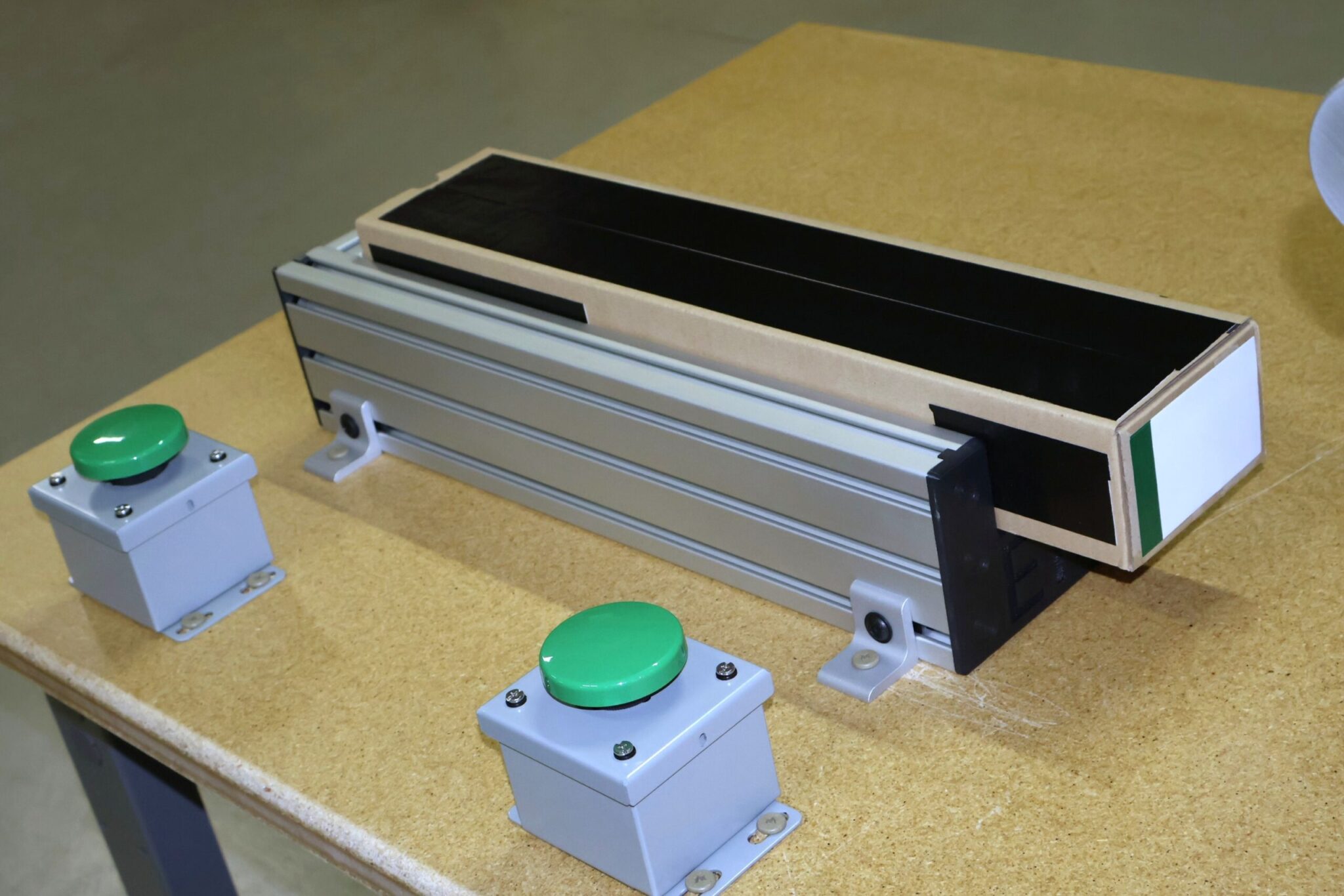 Semi-Automatic Label Applicator for Medical Supplies - EMP Tech Group